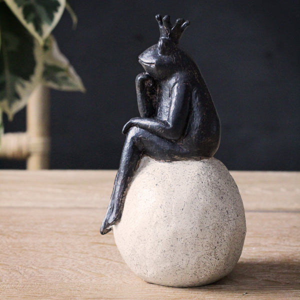 Thinking Frog Ornament – Sophie MacBain